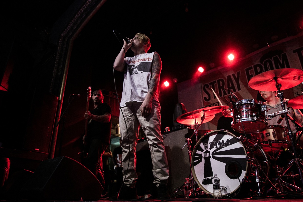 Stray From The Path s'amuse avec son clavier - SCORE A/V