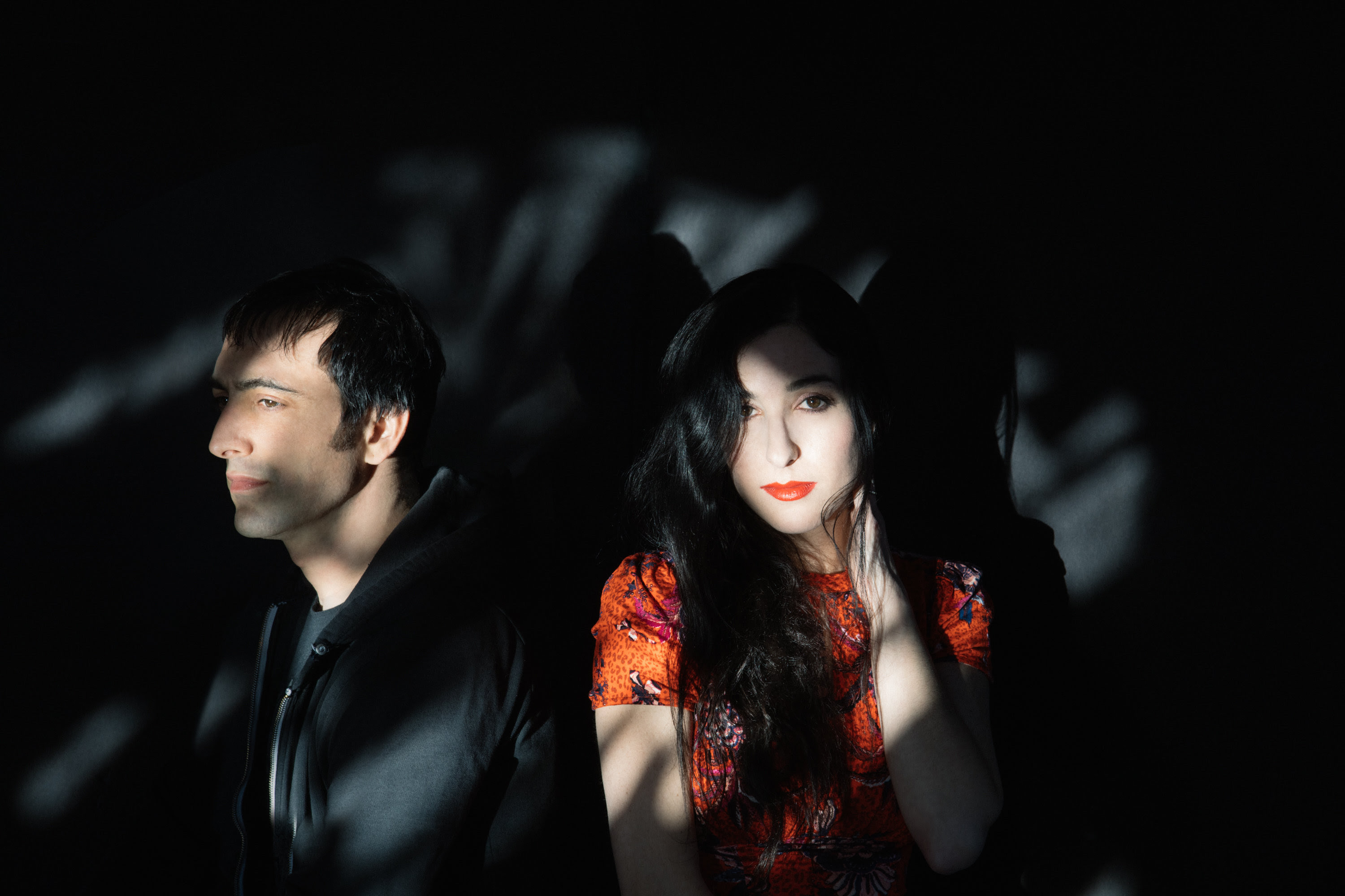 Marissa Nadler & Stephen Brodsky la jouent floral (et drone... ou ...